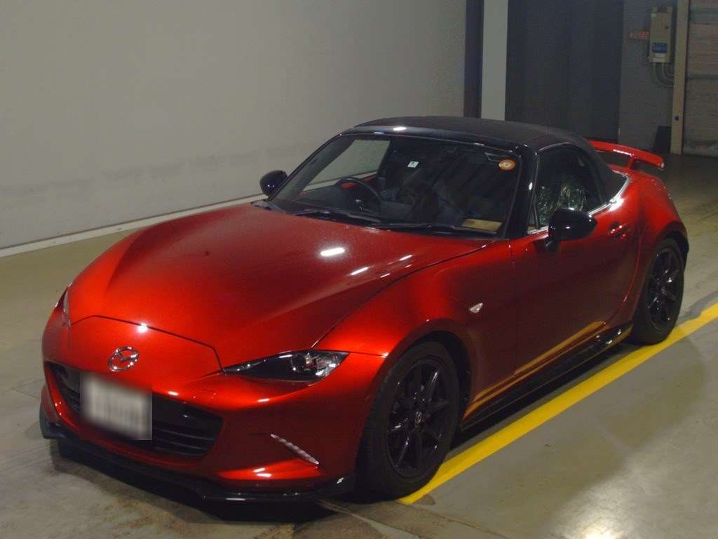 2020 MAZDA ROADSTAR – Scuderia international